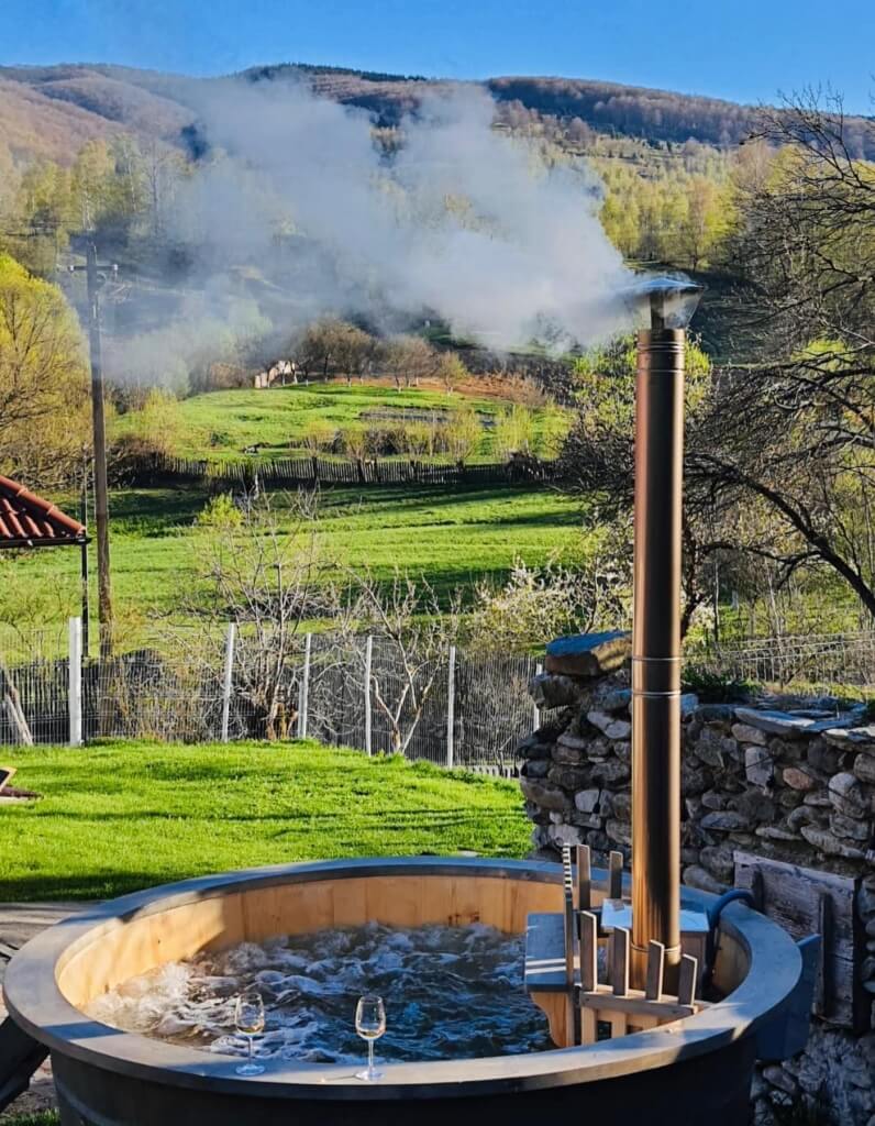 Roua Land | Holiday with Views